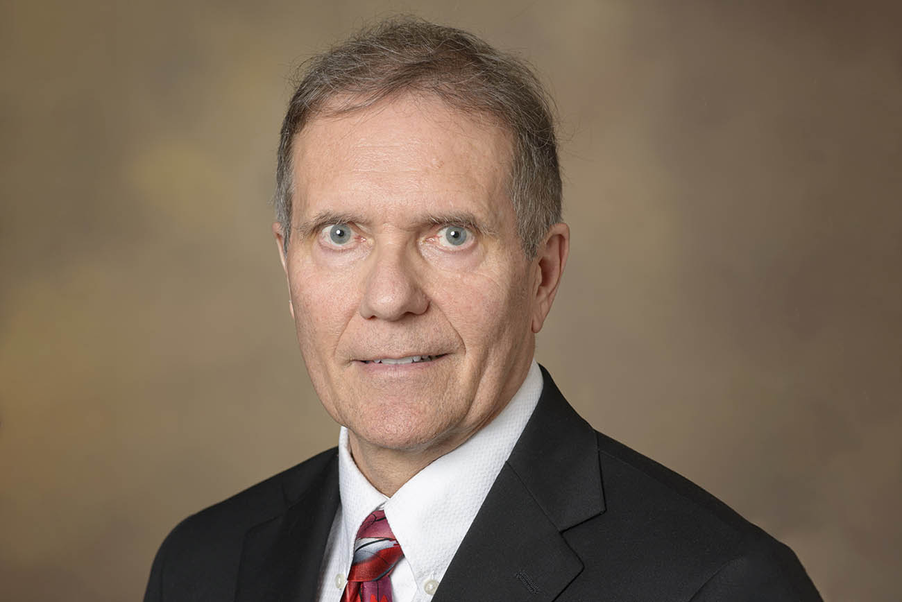Dr. Brian Erstad Receives APhA Pinnacle Award | UArizona Health Sciences Dr. Brian Erstad Receives APhA Pinnacle Award | UArizona Health Sciences